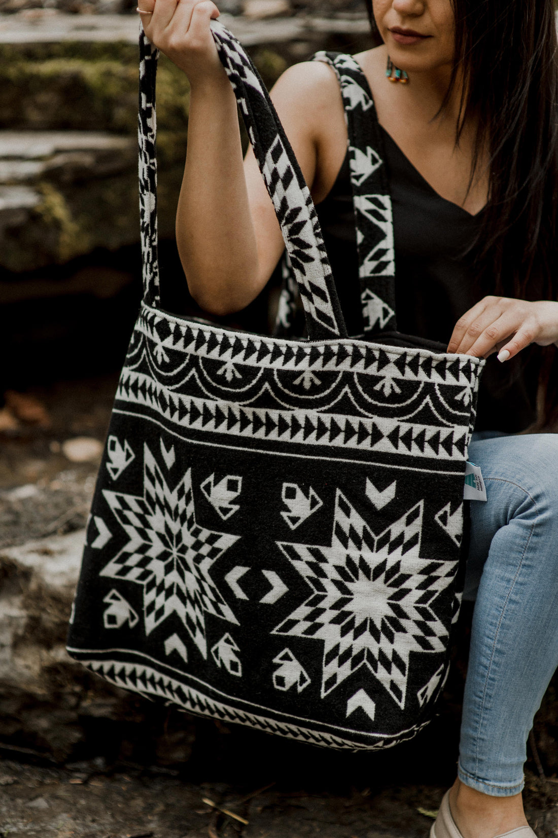 Indigenous Blankets, Accessories and Indigenous Gifts - MINI TIPI