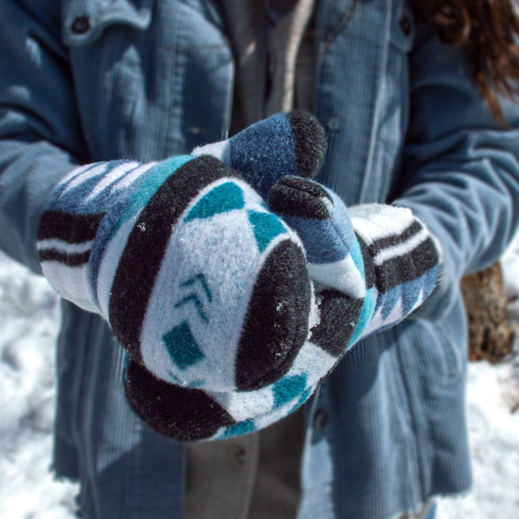 Wool Mittens Featuring Indigenous Designs Made in Canada – MINI TIPI