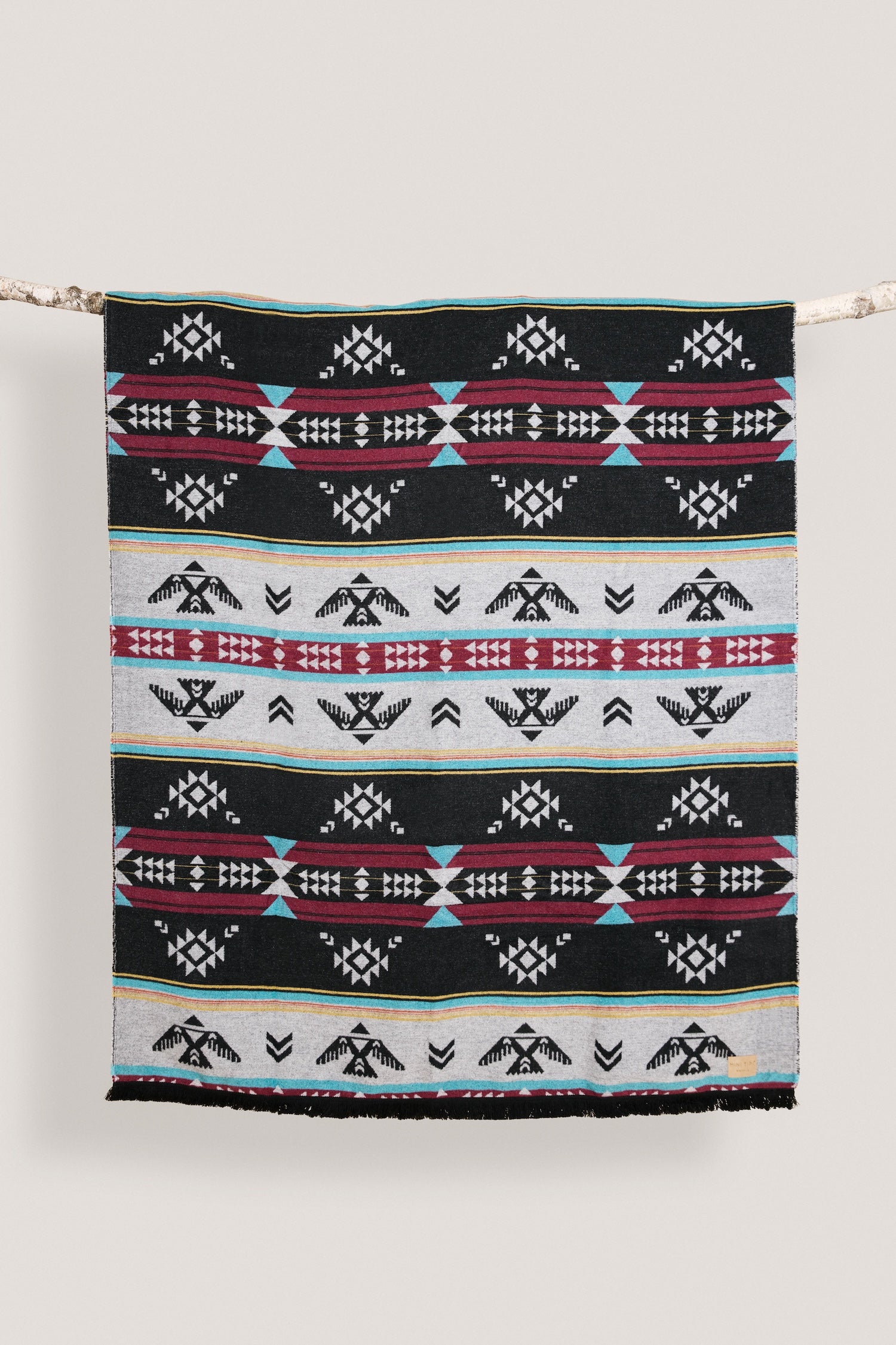 Éclair Indigenous Blanket – MINI TIPI