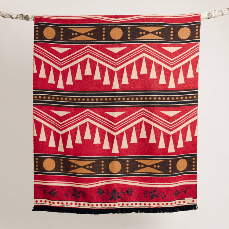 Blankets with Authentic Indigenous Art Made in Canada – MINI TIPI