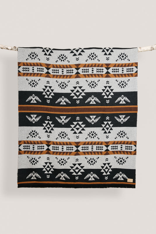 Blankets with Authentic Indigenous Art Made in Canada – MINI TIPI
